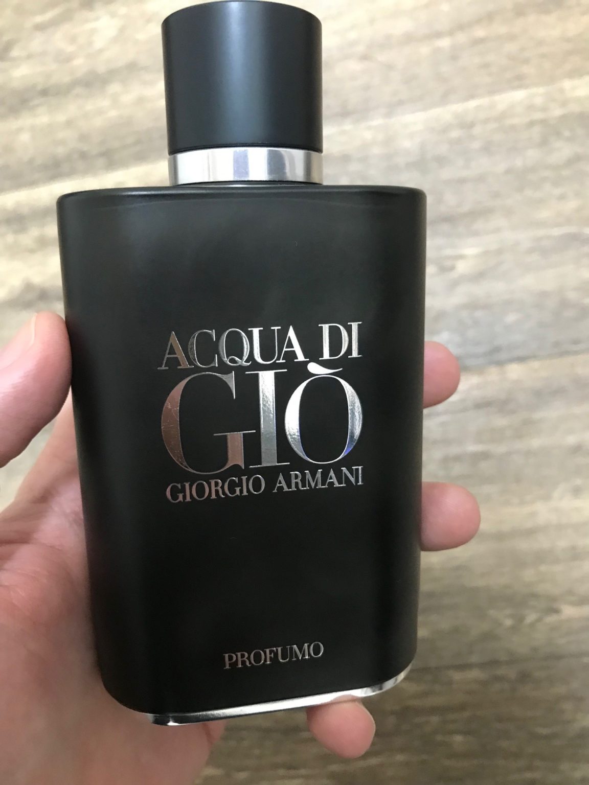 Acqua di Gio Profumo by Giorgio Armani | bestmenscolognes.com